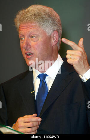 BILL CLINTON EX PRESIDENT OF USA 03 October 2002 LABOUR PARTY ...
