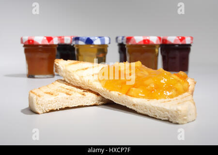 Toast bread with jam, Toastbrot mit Marmelade Stock Photo - Alamy