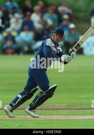CHRIS BROAD GLOUCESTERSHIRE CCC 23 June 1993 Stock Photo - Alamy