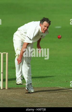 JASON RATCLIFFE SURREY CCC 28 May 2000 Stock Photo - Alamy