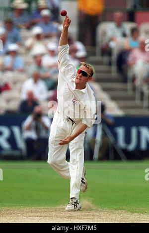 CHRIS SCHOFIELD LANCASHIRE CCC 09 May 2000 Stock Photo - Alamy