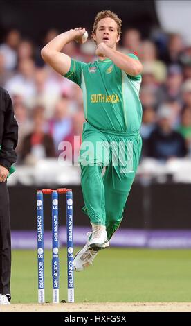 ALBIE MORKEL SOUTH AFRICA TRENT BRIDGE NOTTINGHAM ENGLAND 01 June 2009 ...