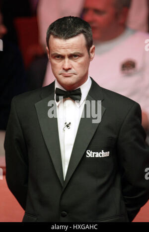 JOHAN OOMEN SNOOKER REFEREE THE CRUCIBLE THEATRE SHEFFIELD 17 April ...