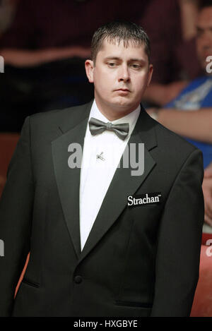 PAUL COLLIER SNOOKER REFEREE THE CRUCIBLE THEATRE SHEFFIELD 19 April ...