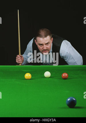 DANNY FOWLER ENGLAND 24 November 1994 Stock Photo - Alamy
