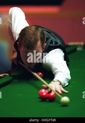 STEVE DAVIS ENGLAND 28 April 1994 Stock Photo - Alamy