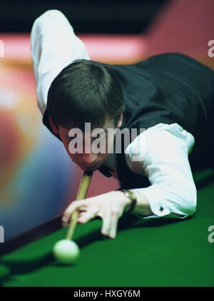 NIGEL BOND EMBASSY WORLD CHAMPIONSHIPS 19 April 1994 Stock Photo - Alamy
