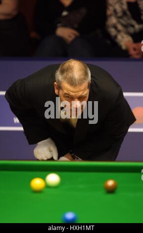 JAN VERHAAS SNOOKER REFEREE SNOOKER REFEREE THE CRUCIBLE SHEFFIELD ...