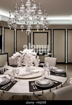 Kitchen and Dining Area Stock Photo - Alamy