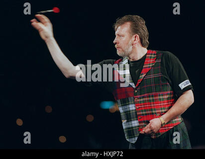 JAMIE HARVEY PRO DARTS WDC 13 January 1995 Stock Photo - Alamy