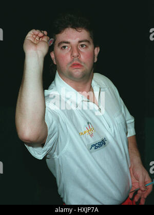 PETER EVISON PRO DARTS WDC 12 January 1995 Stock Photo - Alamy