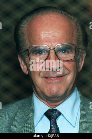 MICKEY DUFF BOXING PROMOTER 19 October 1993 Stock Photo - Alamy