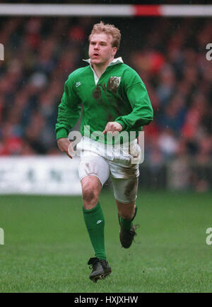 SIMON GEOGHEGAN IRELAND & BATH RU 06 March 1995 Stock Photo - Alamy