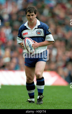 RUGBY UNION. Stuart Barnes, Bath Stock Photo - Alamy