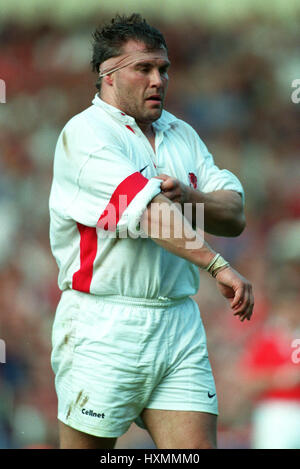JASON LEONARD ENGLAND & HARLEQUINS RU 24 October 1999 Stock Photo - Alamy