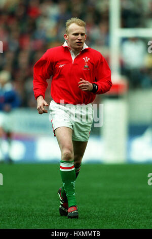NEIL JENKINS WALES & PONTYPRIDD RU 21 March 1995 Stock Photo - Alamy