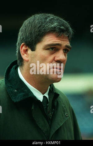 NICK MALLET SOUTH AFRICA RU COACH 16 November 1998 Stock Photo - Alamy