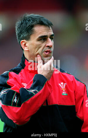 SHANE HOWARTH WALES RU 16 November 1998 Stock Photo - Alamy