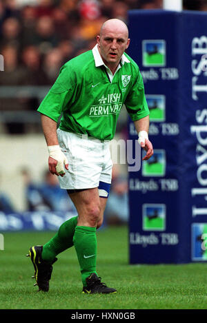KEITH WOOD IRELAND & GARRYOWEN RU 05 February 2000 Stock Photo - Alamy