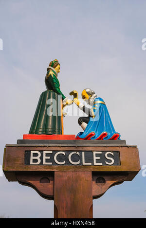 Beccles town sign showing Queen Elizabeth 1st handing the Charter of ...