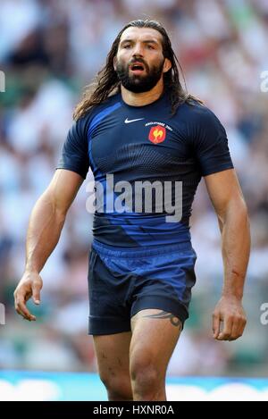 SEBASTIEN CHABAL FRANCE & SALE SHARKS TWICKENHAM MIDDLESEX ENGLAND 15 ...