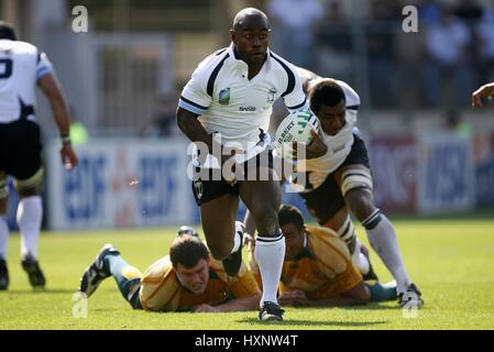 MOSESE RAULUNI BURSTS THROUGH AUSTRALIA V FIJI STADE DE LA MOSSON ...