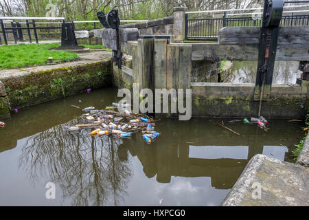 Wigan flight of 14 locks Stock Photo - Alamy