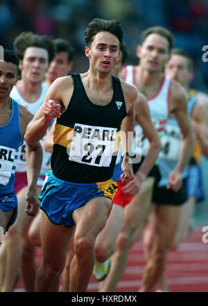 ANDREW LILL 800 METRES 16 July 1992 Stock Photo - Alamy
