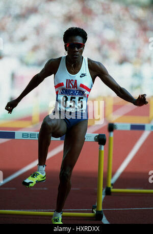 KIM BATTEN 400 METRE HURDLES 21 February 1992 Stock Photo - Alamy
