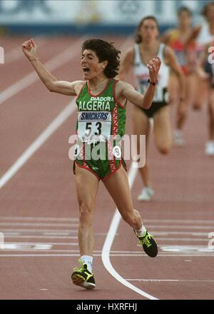 HASSIBA BOULMERKA WINS 1500 METRES WORLD CHAMPS 01 August 1995 Stock ...
