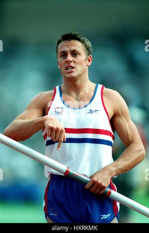 NICK BUCKFIELD POLE VAULT 22 August 1997 Stock Photo - Alamy
