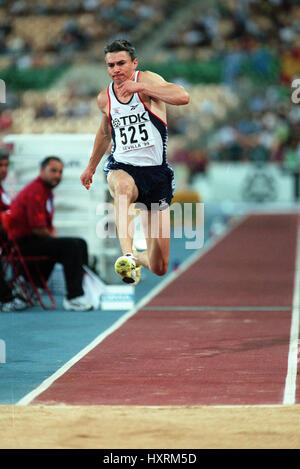 Jonathan Edwards - Triple Jump Stock Photo - Alamy