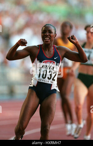 INGER MILLER WINS 200 METERS 200 METERS FINAL SEVILLE 99 26 August 1999 ...