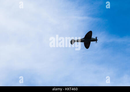 Spitfire over Cleethorpes @ Airshow Stock Photo - Alamy
