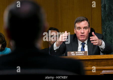 U.S. Senator Mark Warner (D-VA) speaking to reporters near the Senate ...
