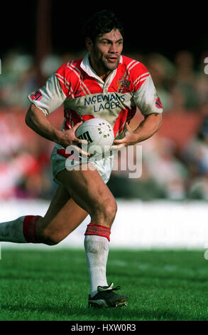 TEA ROPATI ST. HELENS RLFC 12 April 1994 Stock Photo - Alamy