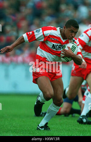 JASON ROBINSON WIGAN RLFC 06 September 1993 Stock Photo - Alamy