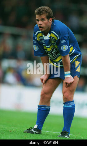 CRAIG INNES . LEEDS RLFC 12 September 1993 Stock Photo - Alamy