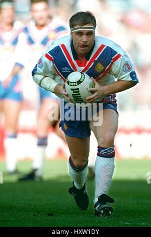 MARTIN DERMOTT WIGAN RLFC 16 August 1993 Stock Photo - Alamy