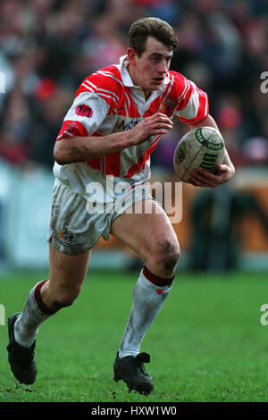 MIKE RILEY ST. HELENS RLFC 07 April 1994 Stock Photo - Alamy