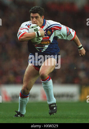 DARRYL POWELL GREAT BRITAIN & SHEFFIELD E 21 November 1994 Stock Photo ...