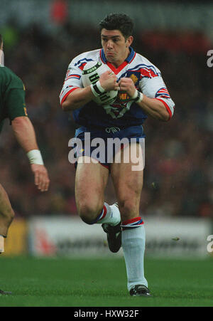 DARRYL POWELL GREAT BRITAIN & SHEFFIELD E 21 November 1994 Stock Photo ...