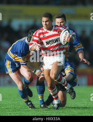 JASON ROBINSON & LEEDS DEFENCE LEEDS V WIGAN RL 03 June 1996 Stock ...