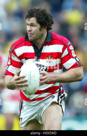 ANDREW FARRELL WIGAN WARRIORS RLFC 10 February 1997 Stock Photo - Alamy