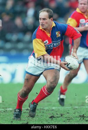TERRY MATTERSON LONDON BRONCOS RLFC 27 May 1998 Stock Photo - Alamy
