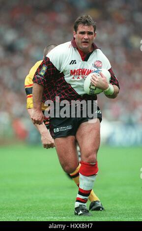 CHRIS JOYNT ST. HELENS RLFC 15 April 1996 Stock Photo - Alamy