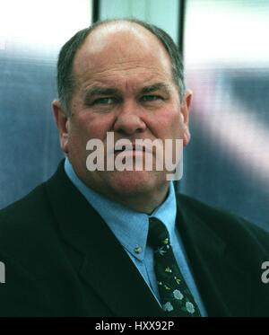 FRANK ENDACOTT AUCKLAND WARRIORS COACH 16 June 1997 Stock Photo - Alamy
