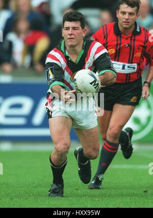 CRAIG GOWER PENRITH PANTHERS RLFC 16 June 1997 Stock Photo - Alamy
