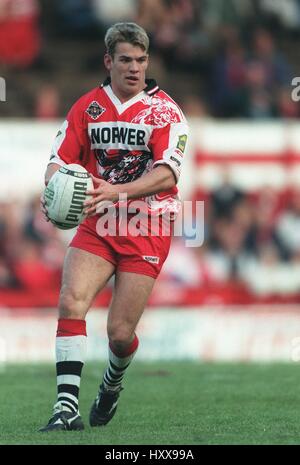 GARY CONNOLLY WIGAN WARRIORS RLFC 04 March 1998 Stock Photo - Alamy