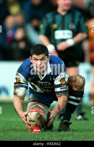 ANDREW FARRELL WIGAN WARRIORS RLFC 01 June 1998 Stock Photo - Alamy
